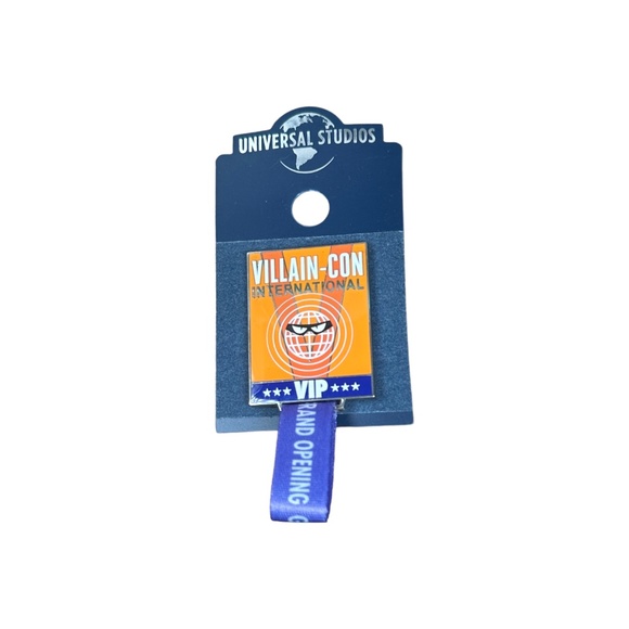 Universal | Other | 223 Universal Studios Despicable Me Villaincon Vip ...